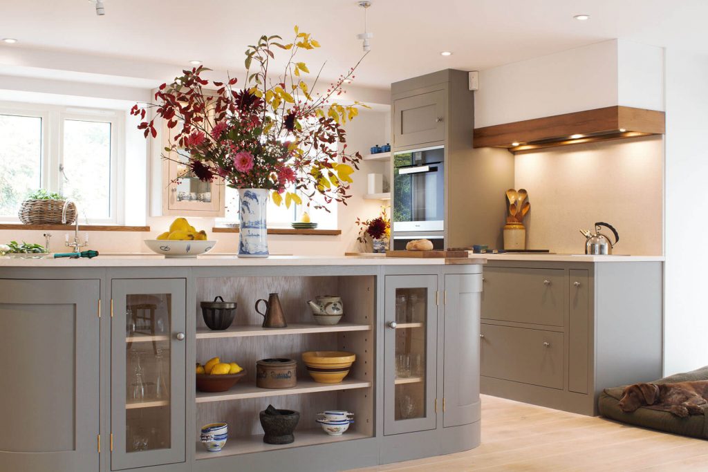 Solid wood vs. chipboard kitchens - Sustainable Kitchens